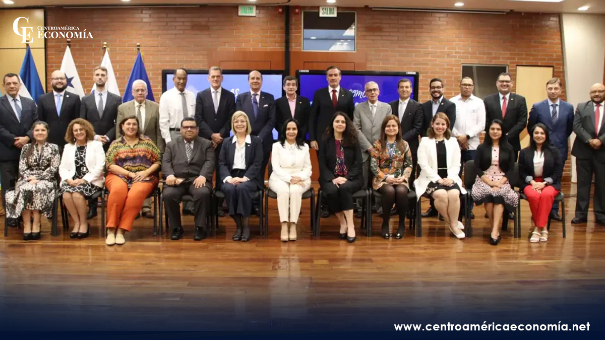 SIECA: desafíos y oportunidades en la integración económica regional ...